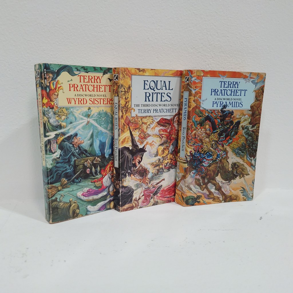 [SOLD] Terry Pratchett - Wyrd Sisters (Signed) / Pyramids / Equal Rites ...