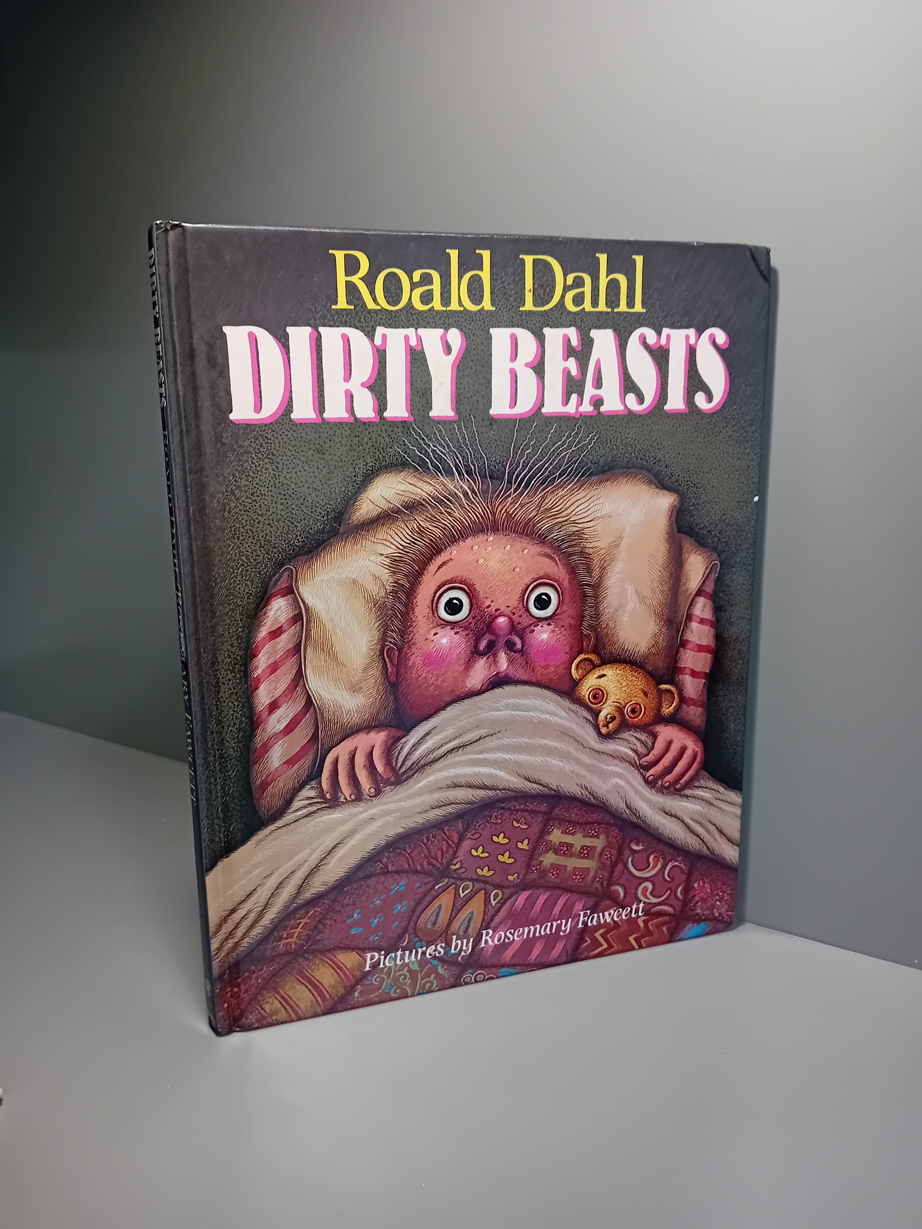 Roald Dahl - Dirty Beasts - 1983 First Edition - Zerzura Rare Books