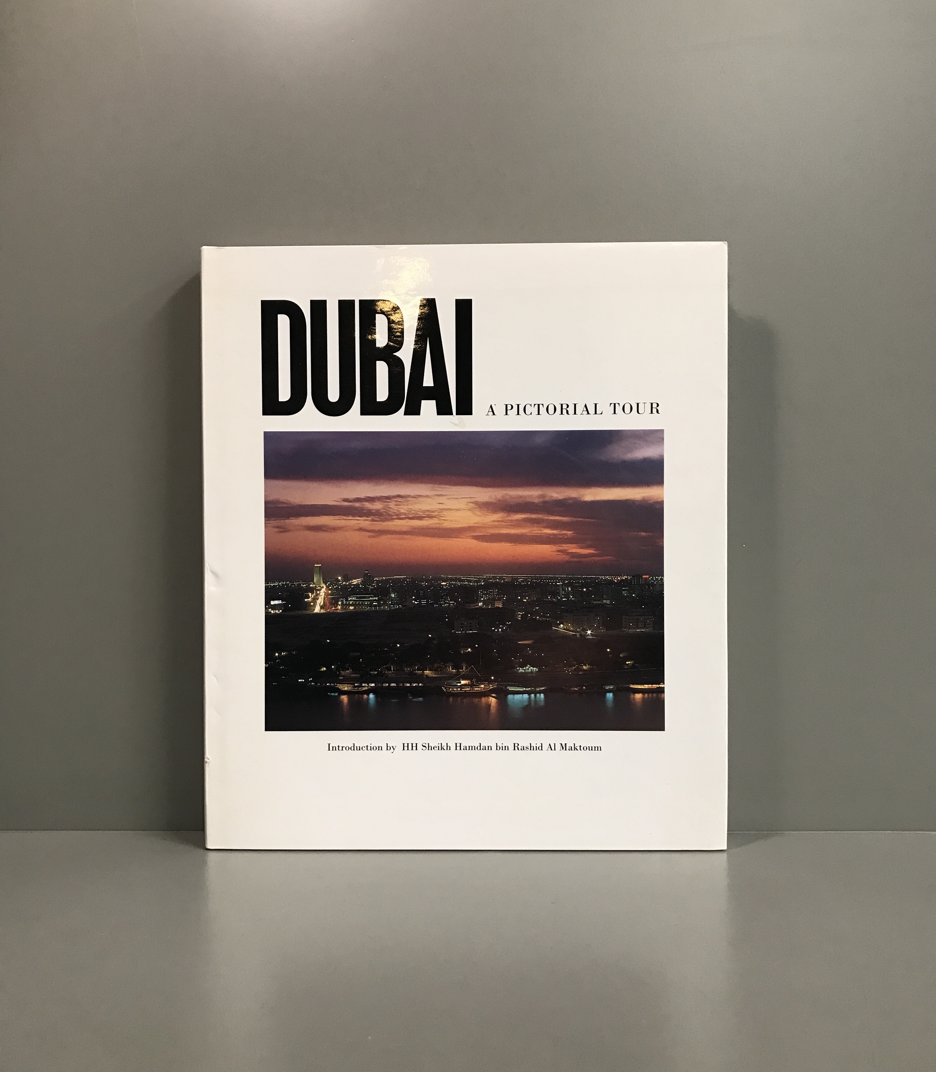 [SOLD] Dubai: A Pictorial Tour - 1996 - Zerzura Rare Books